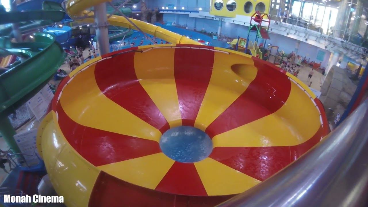 Моя семья отдыхает и развлекается на выходных в Ква-Ква парке и Лианозовском парке