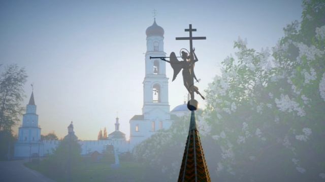 К Богородице прилежно ныне притецем. Тропaрь Богородице