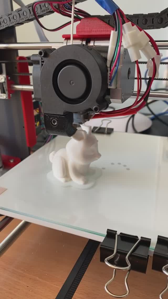 3Д принтер
Делаем зайчика