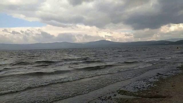 Тургояк волнуется