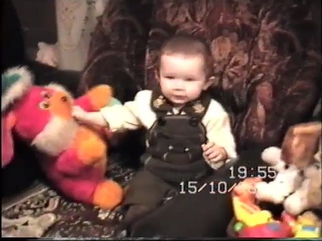 2001_10_15 Даше 15 месяцев