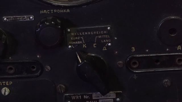 Трофейный радиоприёмник. Трансляция из хранилища музейных предметов парка Монрепо.mp4
