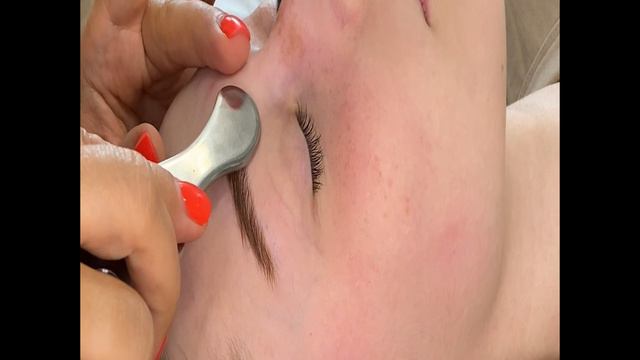 Круговая мышца глаза. Массаж лица. Инструментальный массаж NordBlade. Специалист: Вера Соболевская.