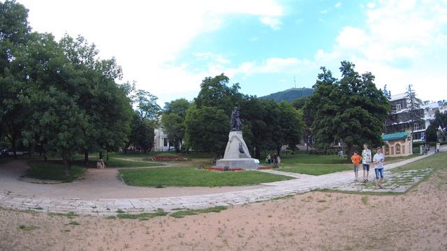 Кавказ. День 1. Памятник Лермонтову.