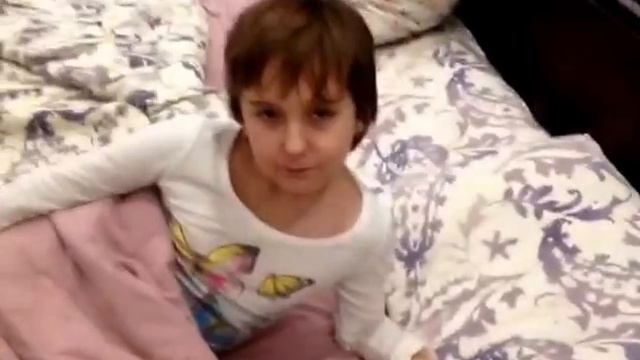 Режет как волшебный и защищает от белых ходоков.