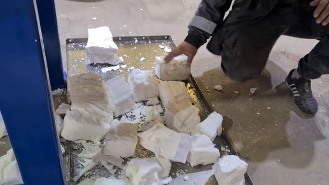 Кутер измельчения присадок.mp4