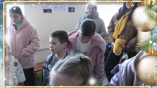 Благодатное и Новотроицк поздравляем деток с Новым годом