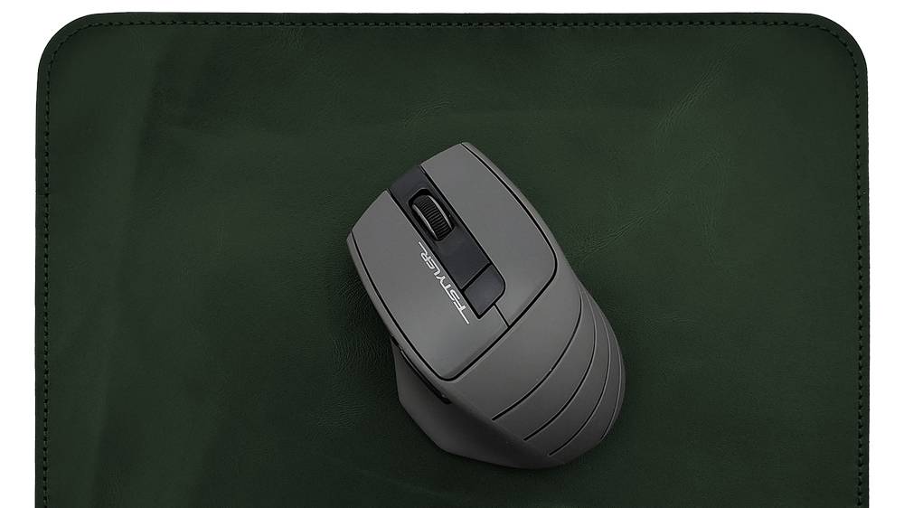 MBN-PAD-L-GN. Коврик для мыши из натуральной кожи. С прошивкой. (Mouse Pad). Зеленый
