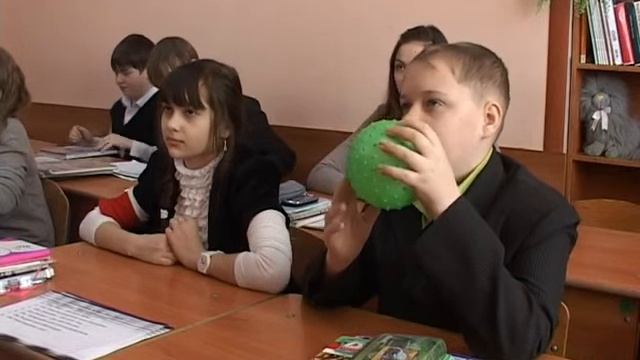 Учитель иностранного языка школы № 1 Елена Серебрякова - победитель 'Учитель года' Февраль 2011 год.