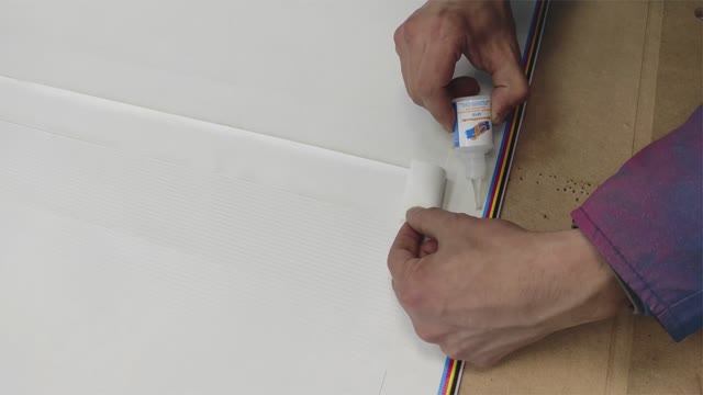 ???Изготовление баннера. Проклейка, люверсовка и усиление???