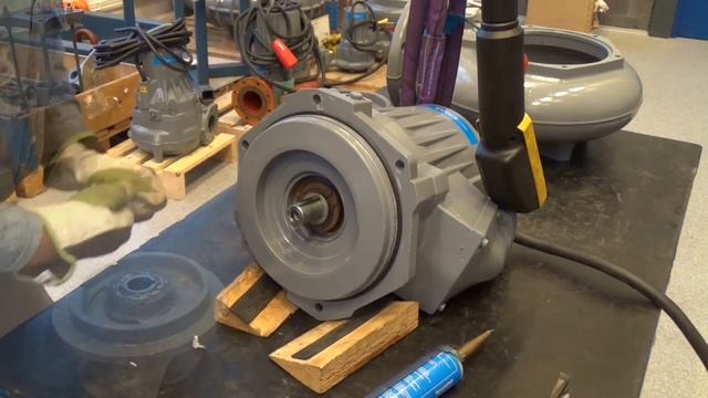 Flygt 3127 / Замена рабочего колеса (Adaptive)