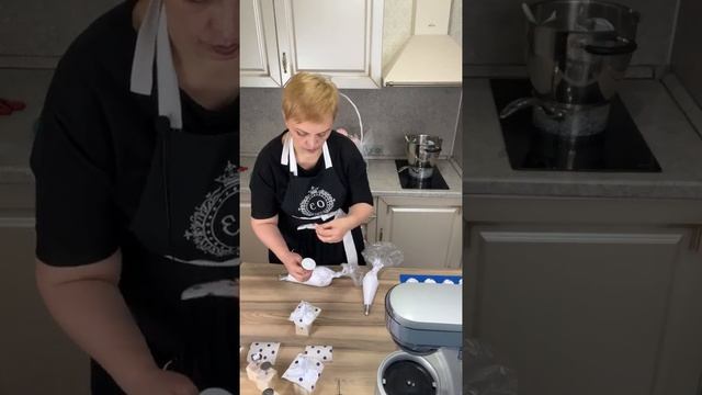 ЗЕФИРНЫЕ ирисы от Ольги Зарубиной