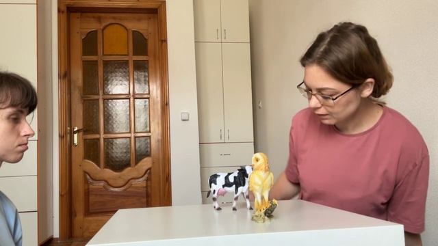 Дай корову: учим давать предмет по просьбе