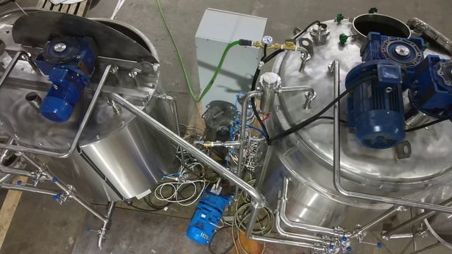 Оборудование для безалкогольных напитков, сиропов - ВВА и СМУ 1м³ - вид с дрона