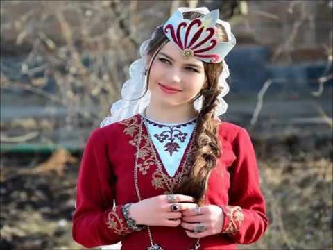 Armenian Love Song   ՍԱՐԻ ՍԻՐՈՒՆ ՅԱՐ Beautiful Mountain Girl