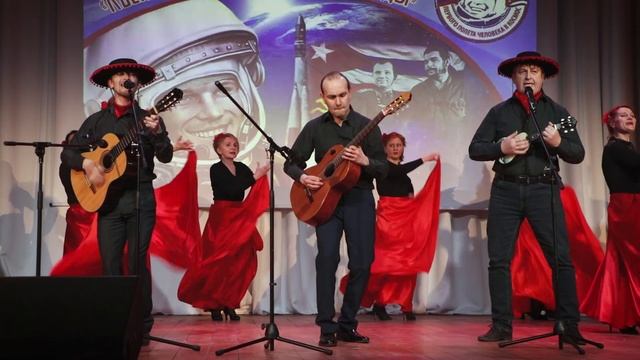 Antonio Banderas, Los Lobos - Cancion del Mariachi (Cover)