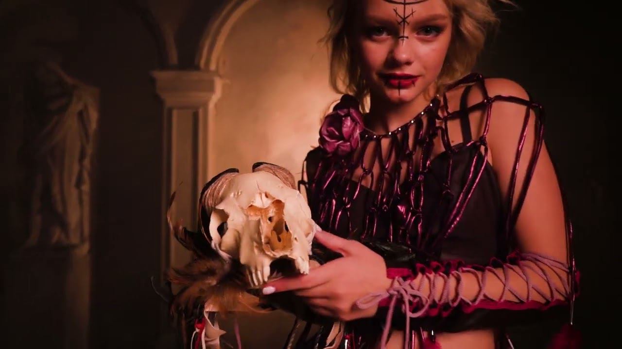 Sensation of Fashion.  Shamany by A Glossier