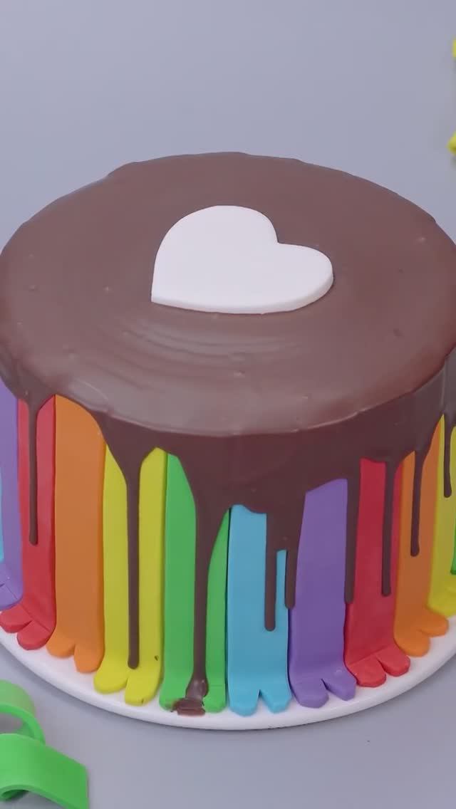 Шоколадный торт Радуга