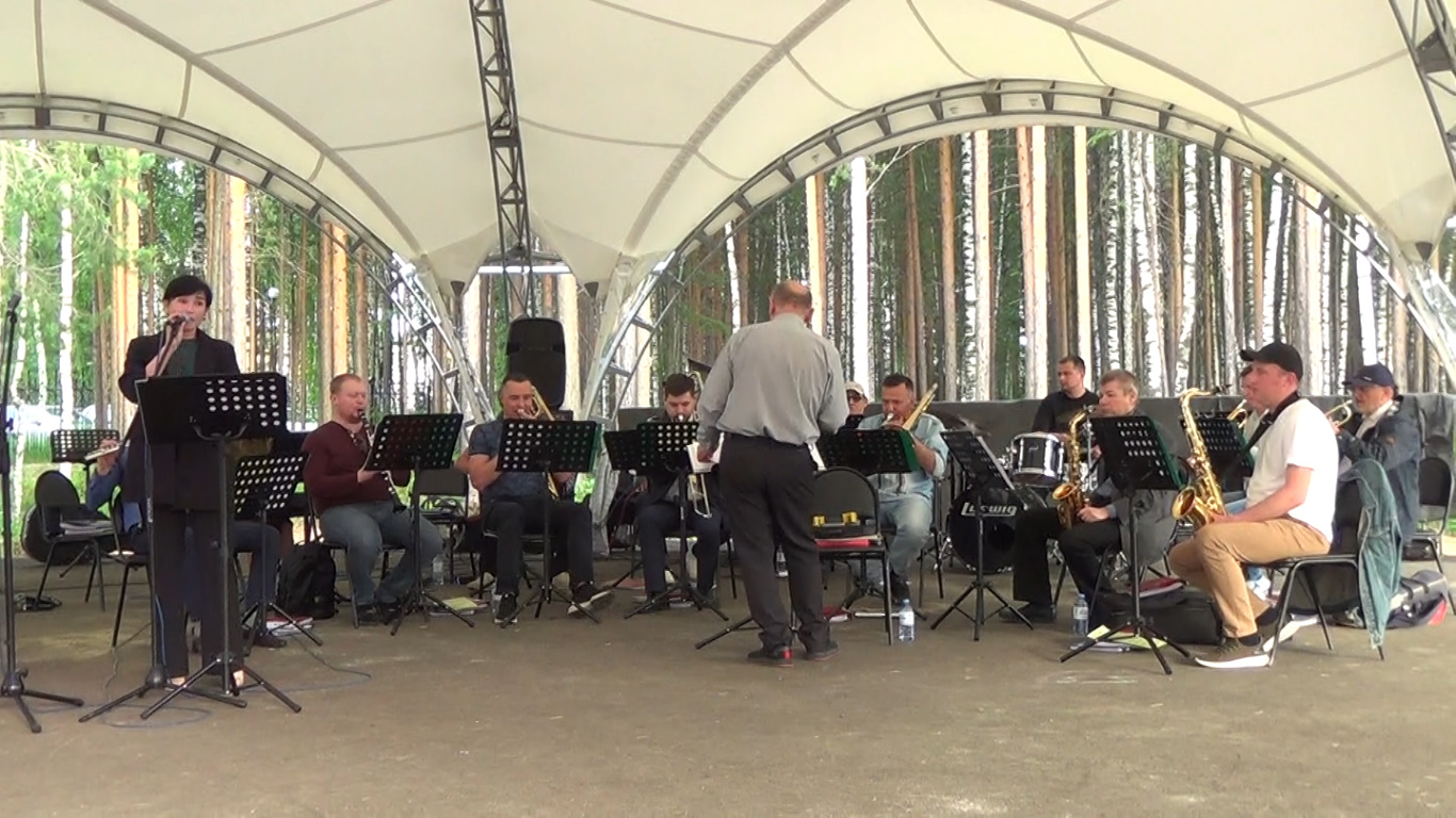 «Катюша» оркестр Evergreen, 23 июня городской парк Советский 2022 год