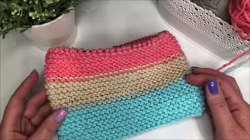 Платочная вязка по кругу без ступеньки. Три рабочих способа