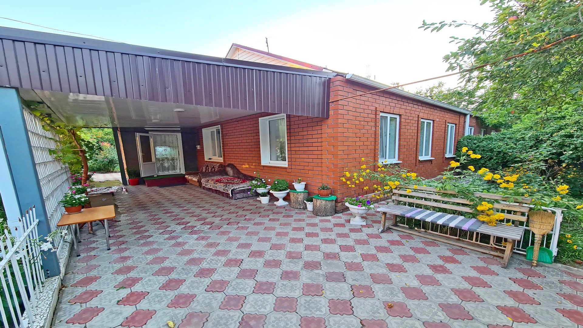 Отдых в Ейске: недорогой дом под ключ без хозяев и соседей!