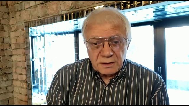 Мешает ли профессионализм авторской песне? Александр Мирзаян.