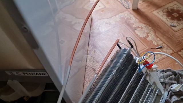 Утечка фреона холодильника Индезит.
