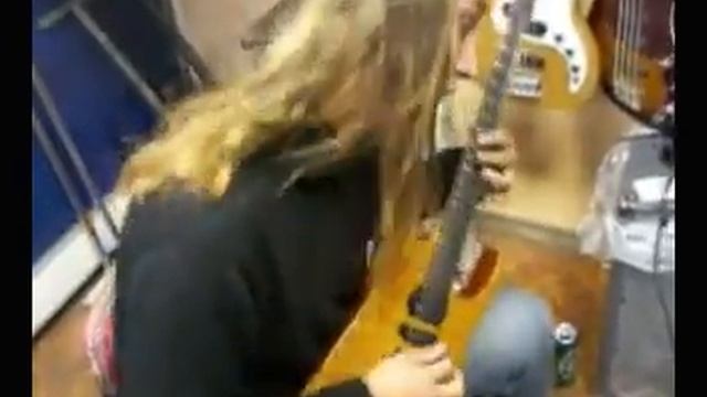 песня о Ленине, играет Антон Шурыгин