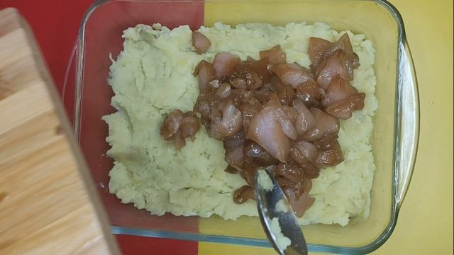 “Я её слепила из того, что было”, ресторанная запеканка из самых простых продуктов.