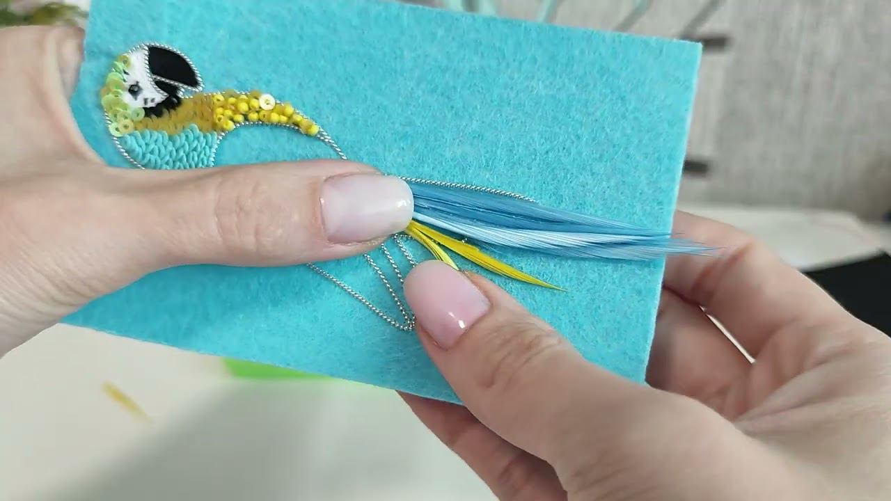 Этап 3  Оформление хвоста и вышивка крыла