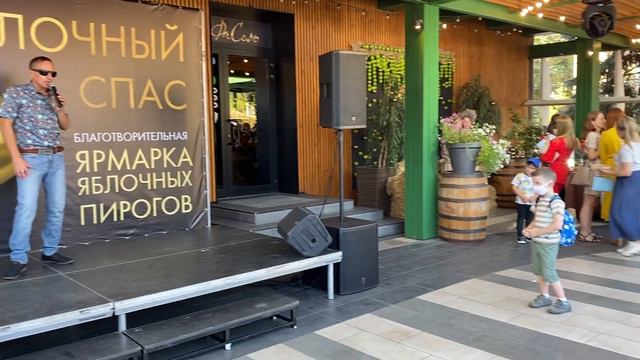 Виктор Тартанов песни Лето в стиле диско и Рядом с тобой live Ростов-на-Дону