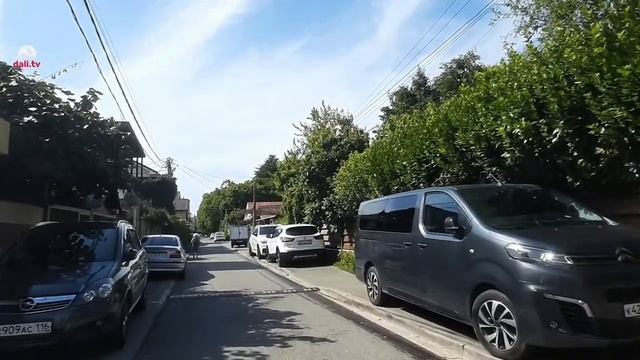 С_х _Россия_. Ул. Крамского. Сириус. Сочи.