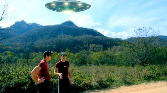 АЛЕКС МЕРИТСЯ СИЛОЙ С ПРИШЕЛЬЦЕМ СТЕПАНОМ ! СТЁПКА НАВАЛЯЛ АЛЕКСУ !.mp4