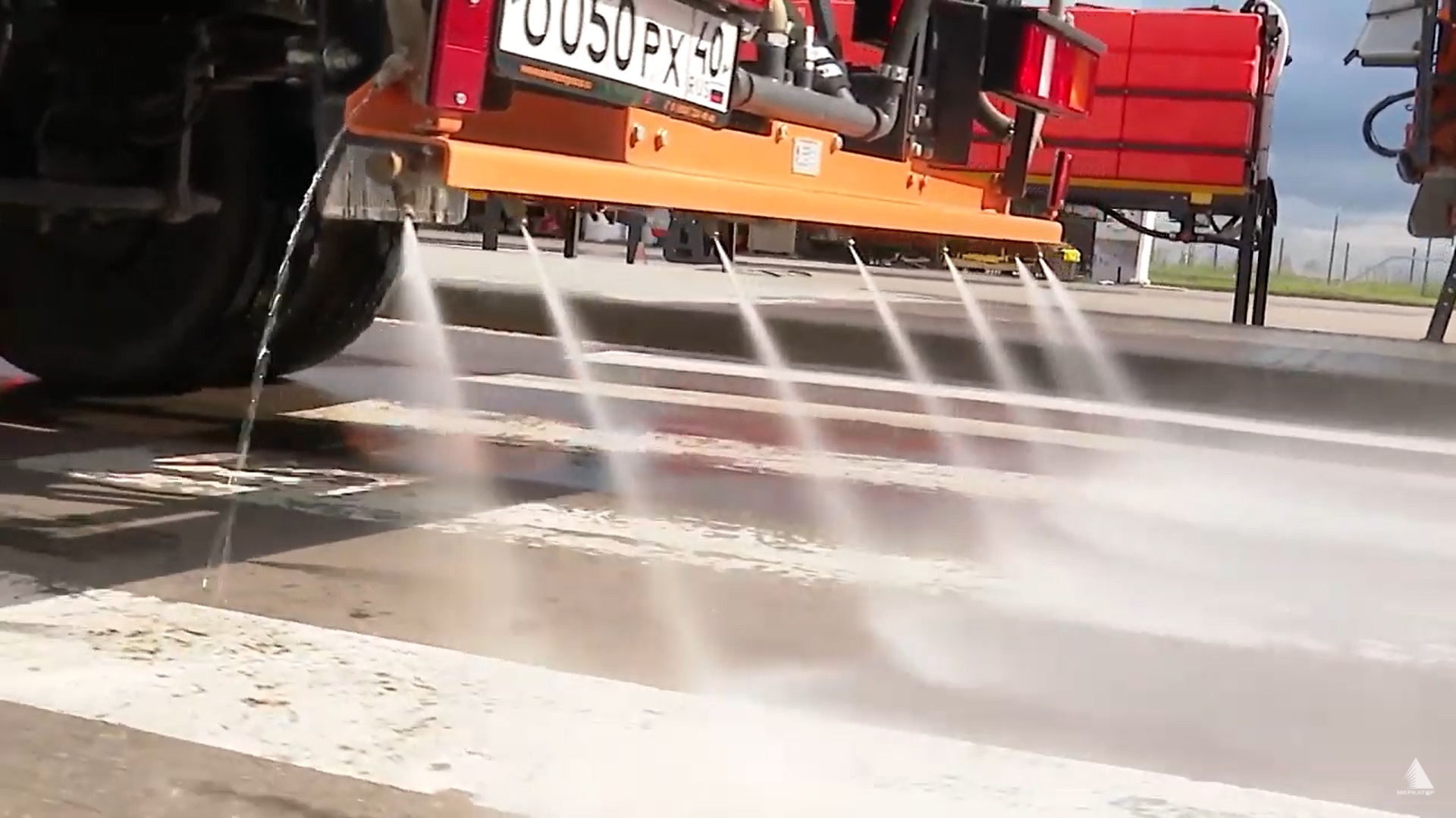 Распределитель моющих реагентов РР400: мойка, обеспыливание, противогололедная обработка