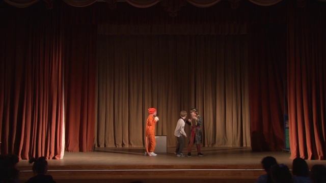 "В стране невыученных уроков" Театр ТЕРЕМОК ГБОУ Школа №1370