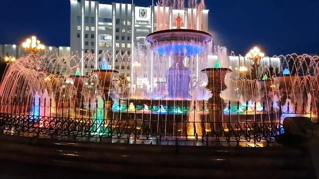 Площадь Ленина и фонтан. Хабаровск 2021г