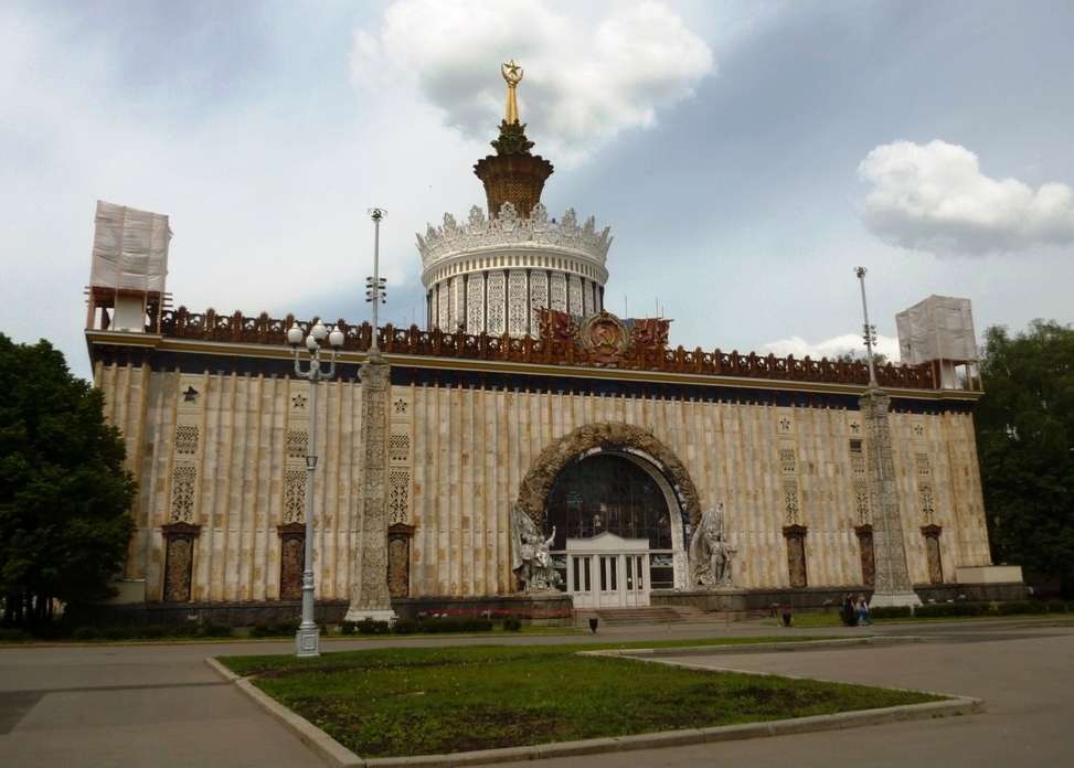 ВДНХ (фрагмент прогулки)