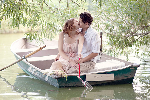 Романс-ст.А.Карповецкого,муз.Н.Жукова,поёт М.Папст,монтаж В.Зубковой