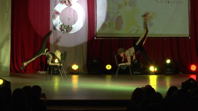 00001_06 Концерт 8 марта 2023 в Магдагачинском районном доме культуры