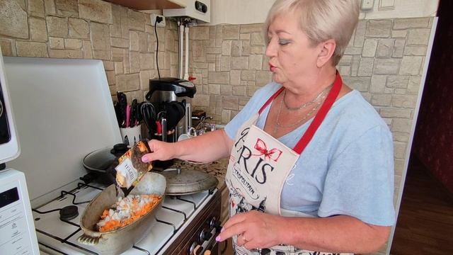 Сегодня у нас тушёный картофель с куринными желудками ??