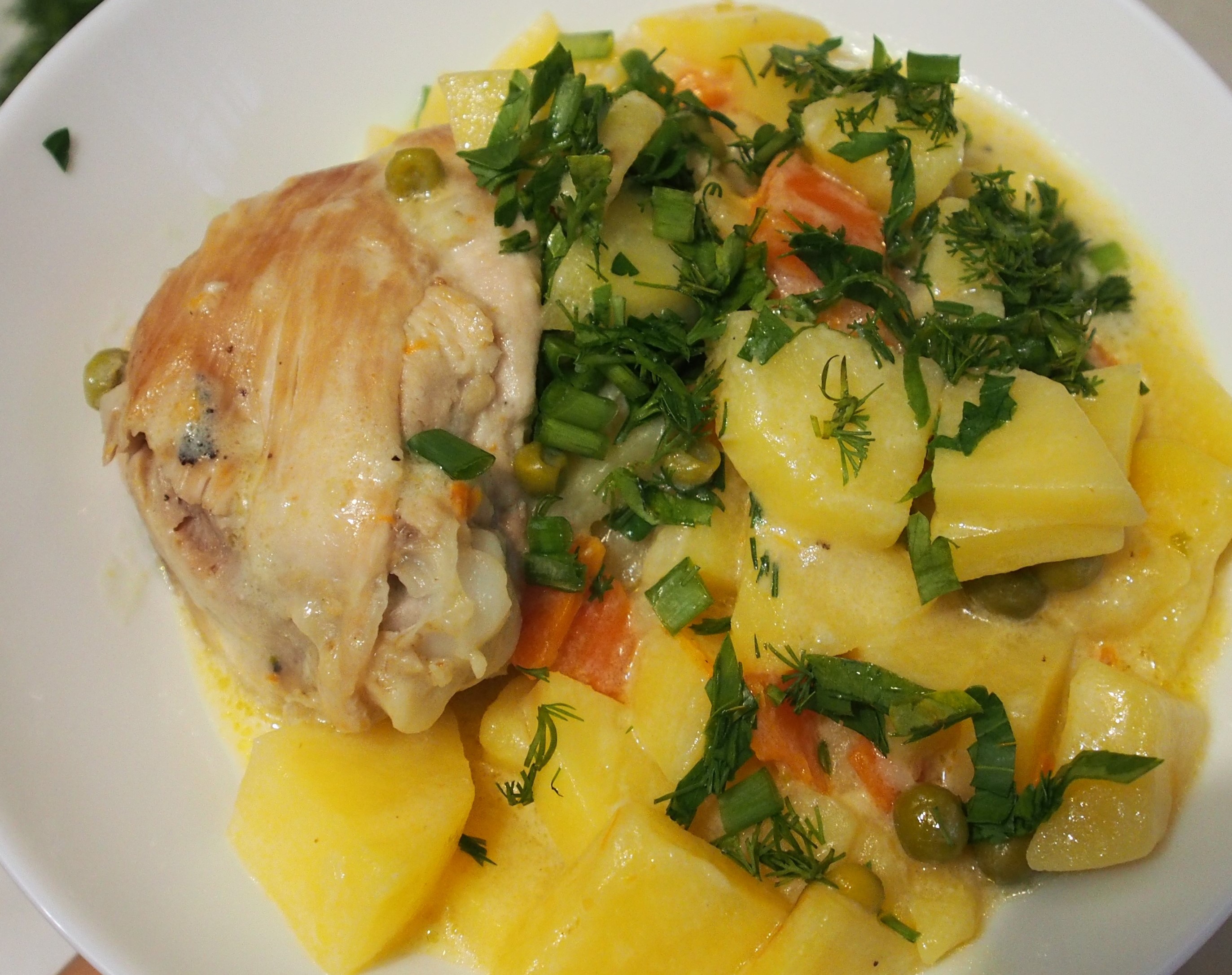 Курица с картофелем в сметане