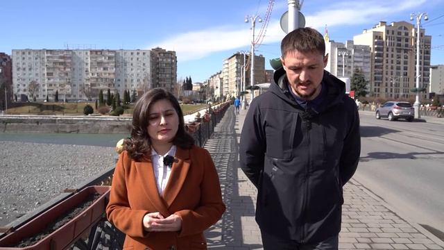 Сегодня на мосту:
Геннадий Бетрозов расскажет об изменениях принципа обрезки деревьев в городе.