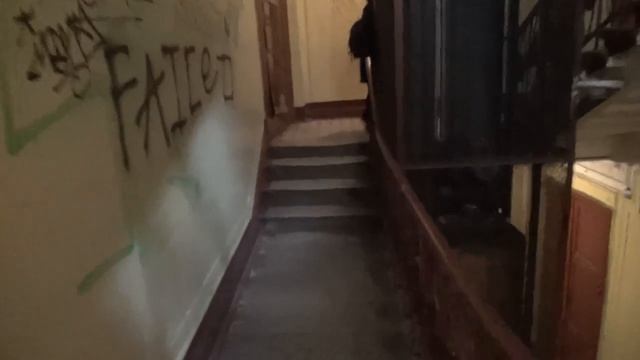 ДВОРЫ КОЛОДЦЫ И ПАРАДНЫЕ САНКТ-ПЕТЕРБУРГА