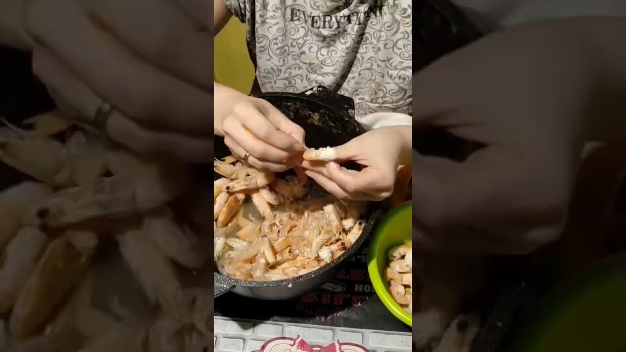 Чистим креветки #домашняяеда #креветки #имамаможет #пп #правильноепитание #еда