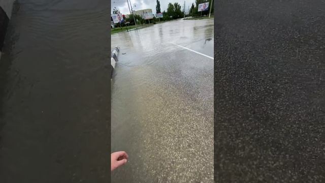 керчь потоп 16.08.2021 - у стадиона.