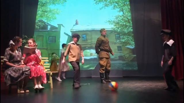 Мода 1945 года. Дети.