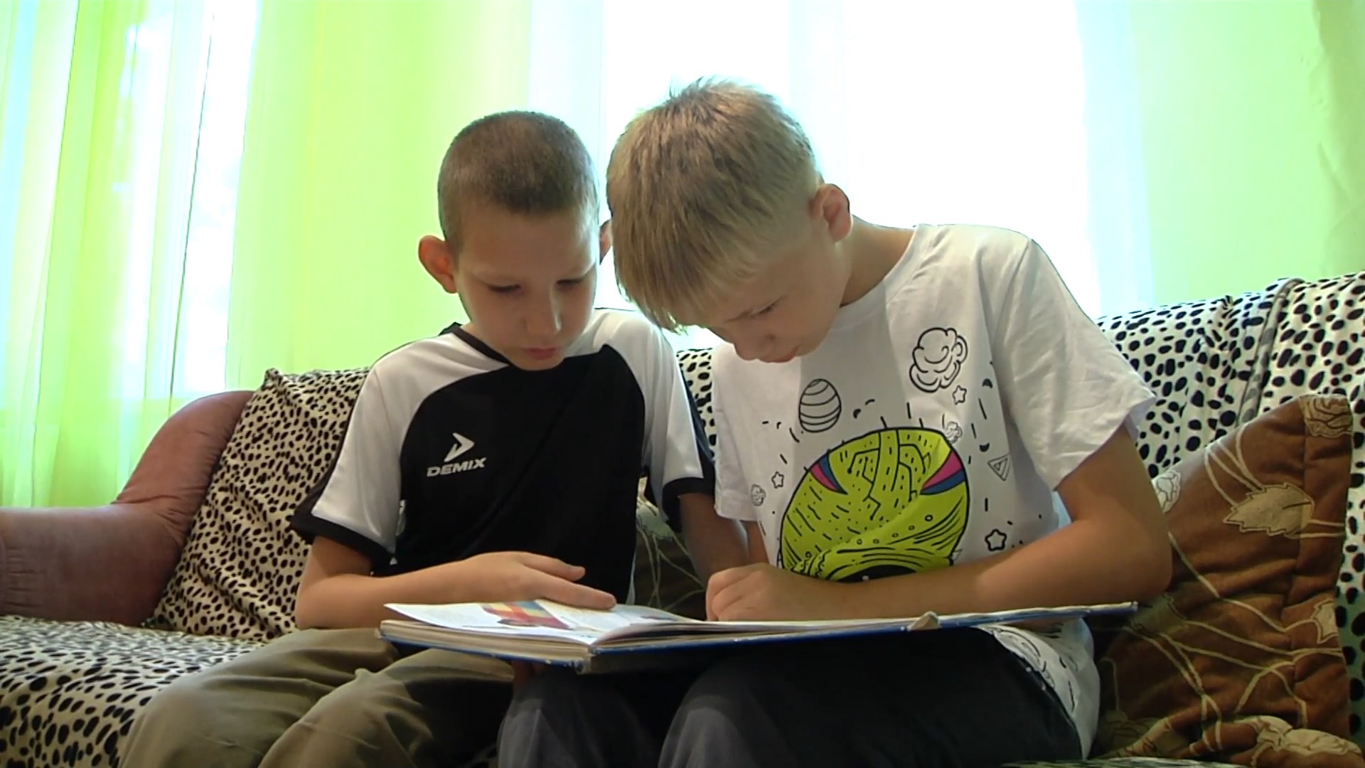 «Где ты, мама?»: Паша (12 лет) и Сережа (13 лет)