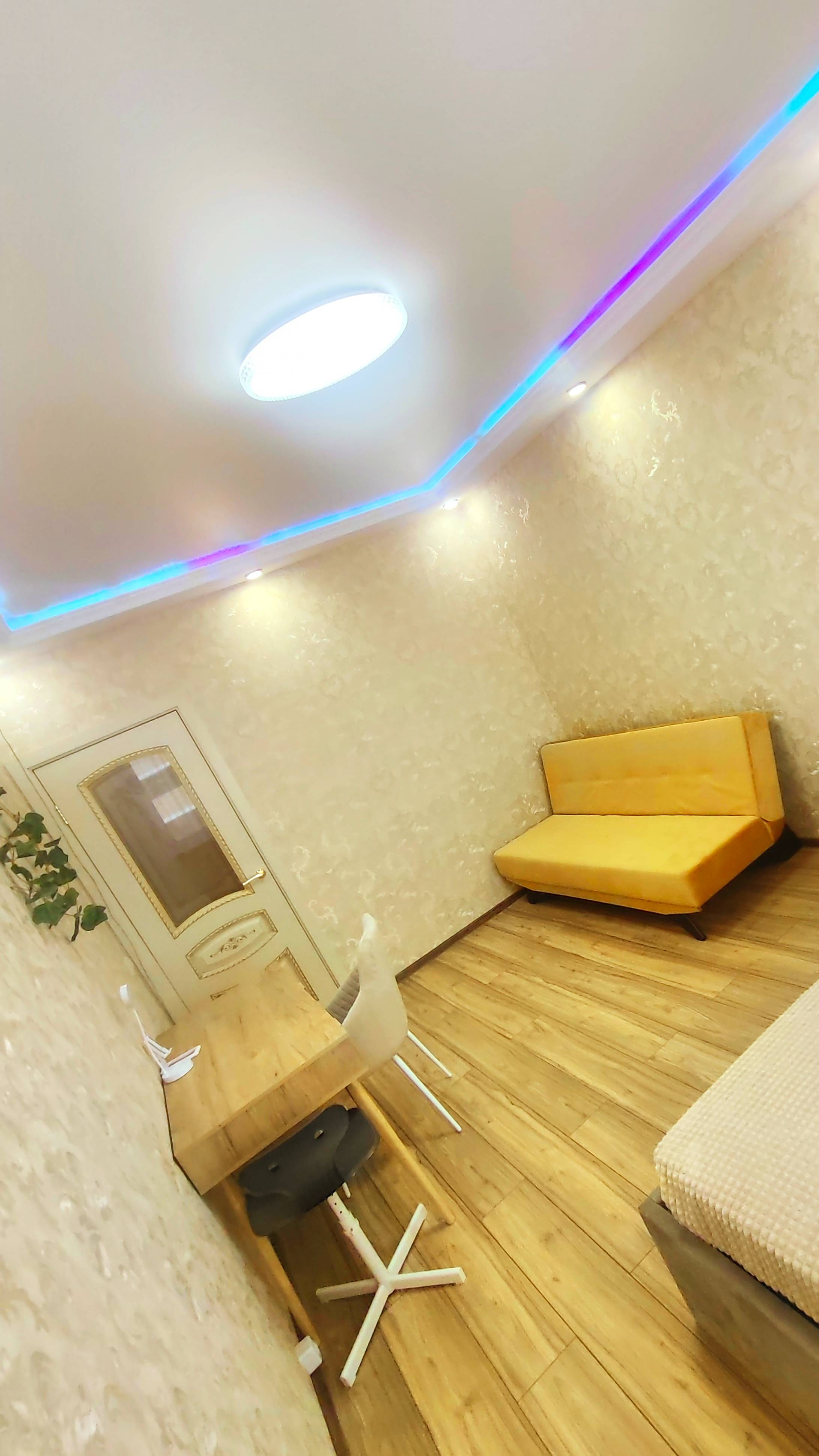 Аренда однокомнатной квартиры на улице Петра Метальникова. тел. 88007770154