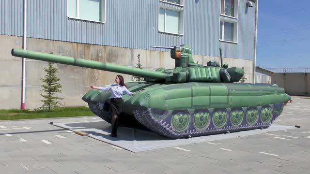 Танк Т-90🎉 Надувной танк - Военная техника России 💪