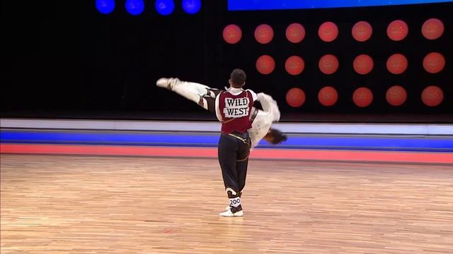 Николай Мальцев — Роксена Ньоне | финал | 2020